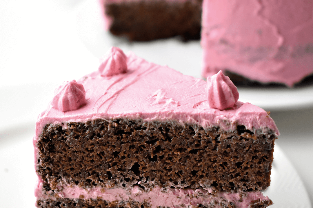 Bolo de Chocolate com Creme de Morango - Receita Fidu – Fidufoods